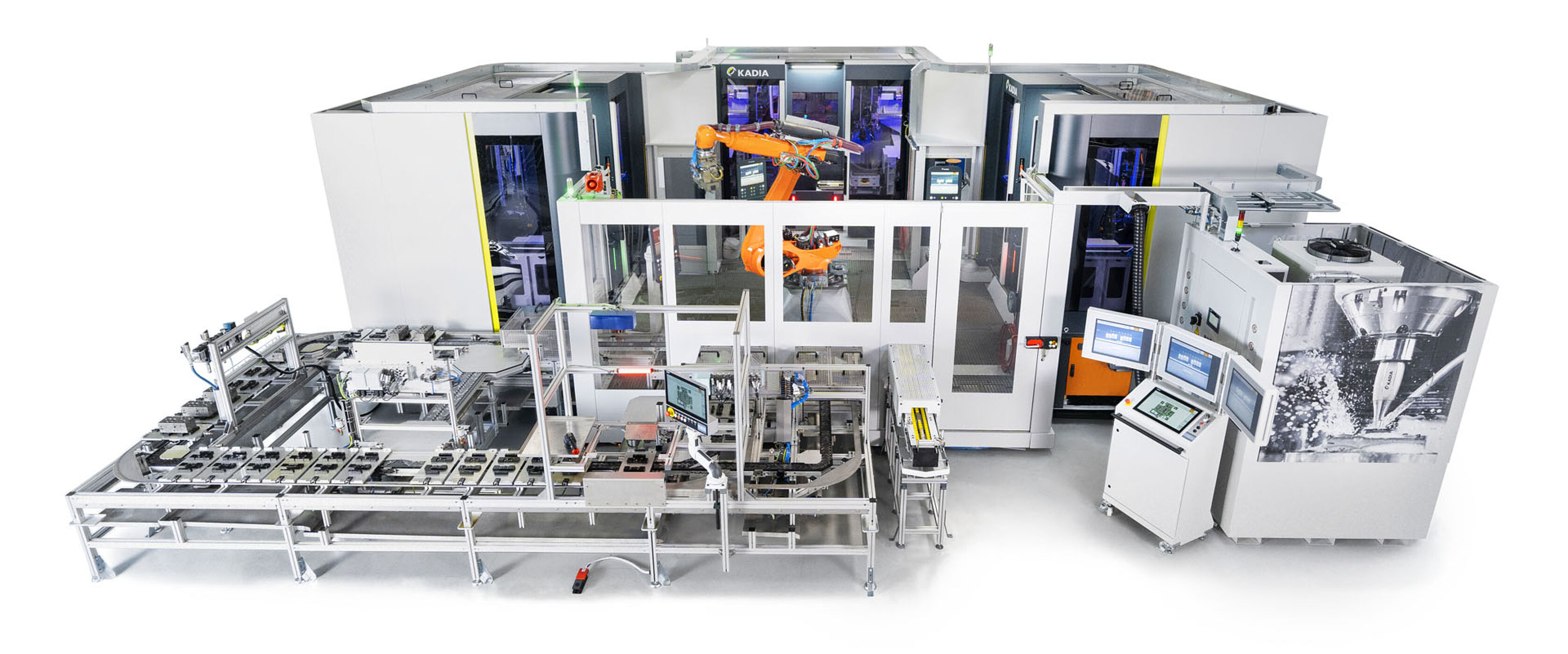 New Hybrid Deburr-Robot-Cell - high-pressure jet deburring included